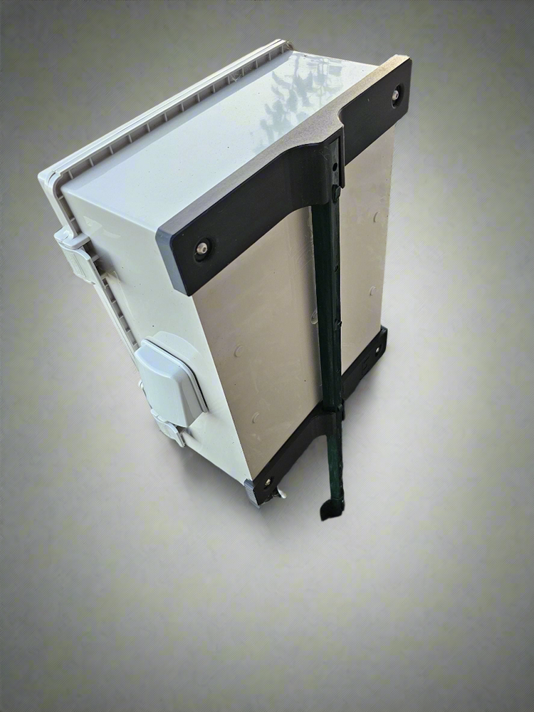 U-Post Enclosure Mount | Lipich Engineering